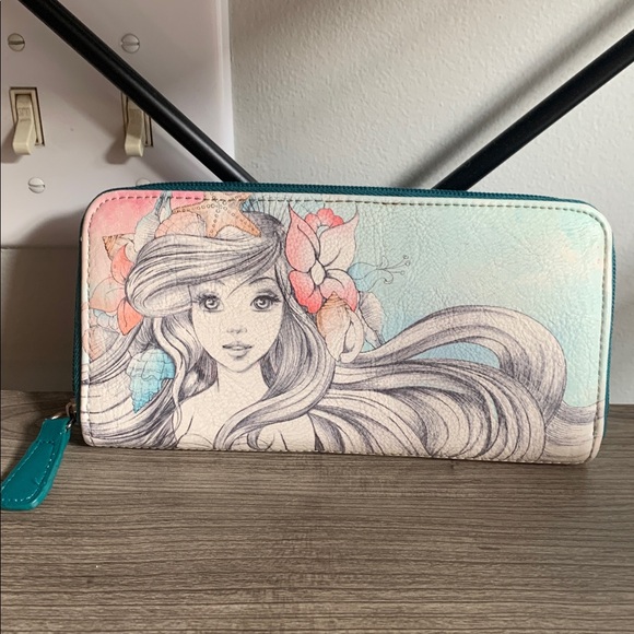 Disney | Bags | Disney Boutique The Little Mermaid Ariel Zip Around ...